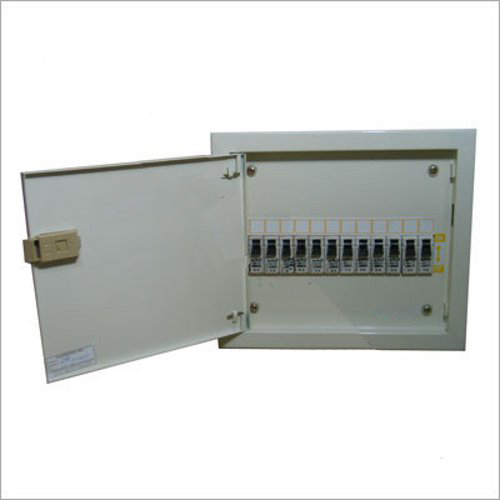 HAVELLS: 12 Way Load Line Double Door Distribution Board TPN Without ...